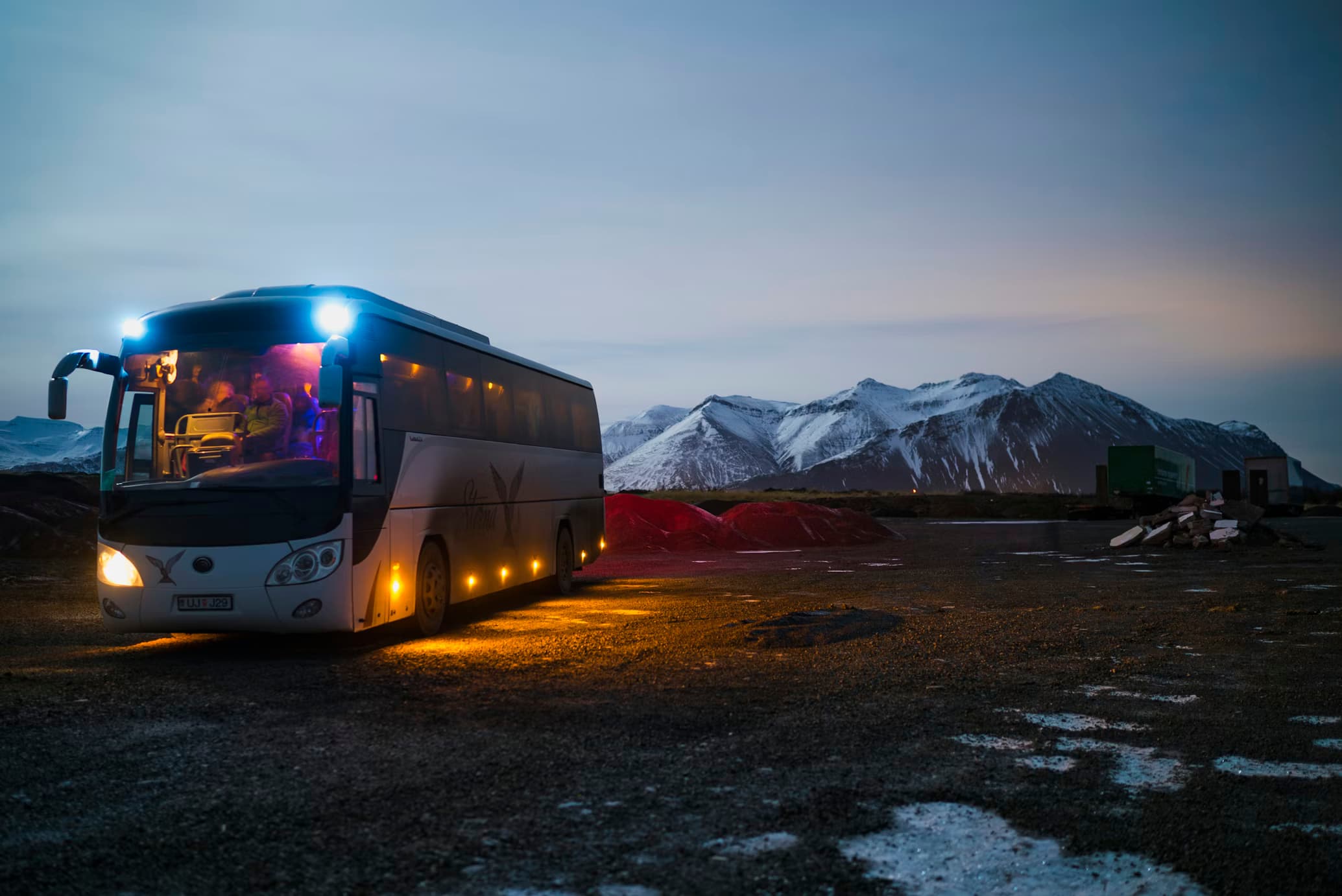 Robert Tours LLC - Premium Charter & Tour Services